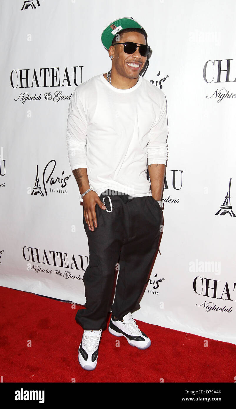 Nelly Nelly walks the red carpet at Chateau Nightclub and Gardens at ...