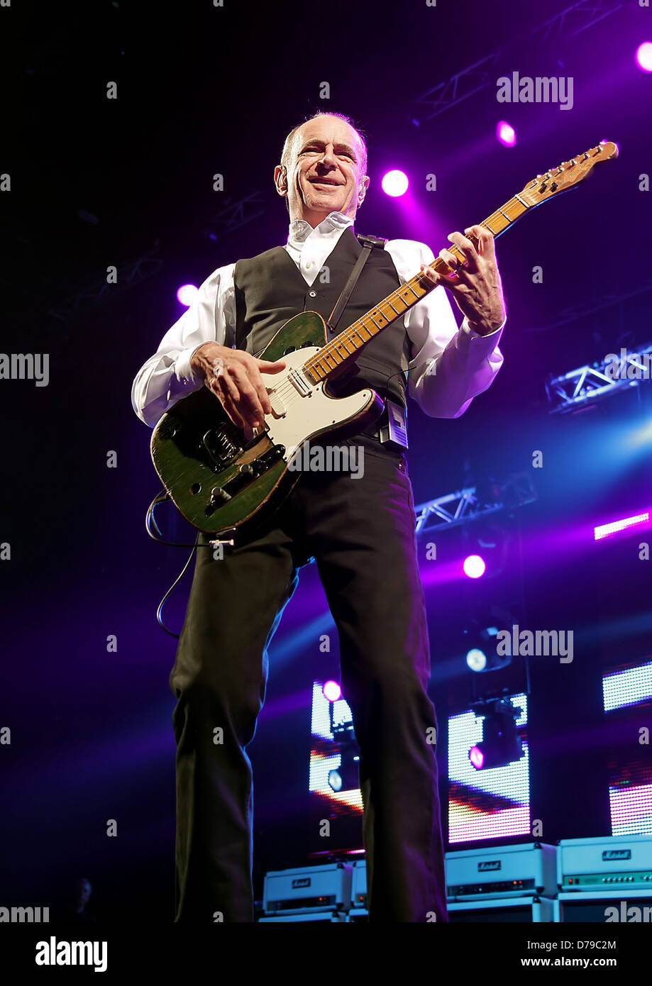 Francis rossi of status quo hi-res stock photography and images - Alamy
