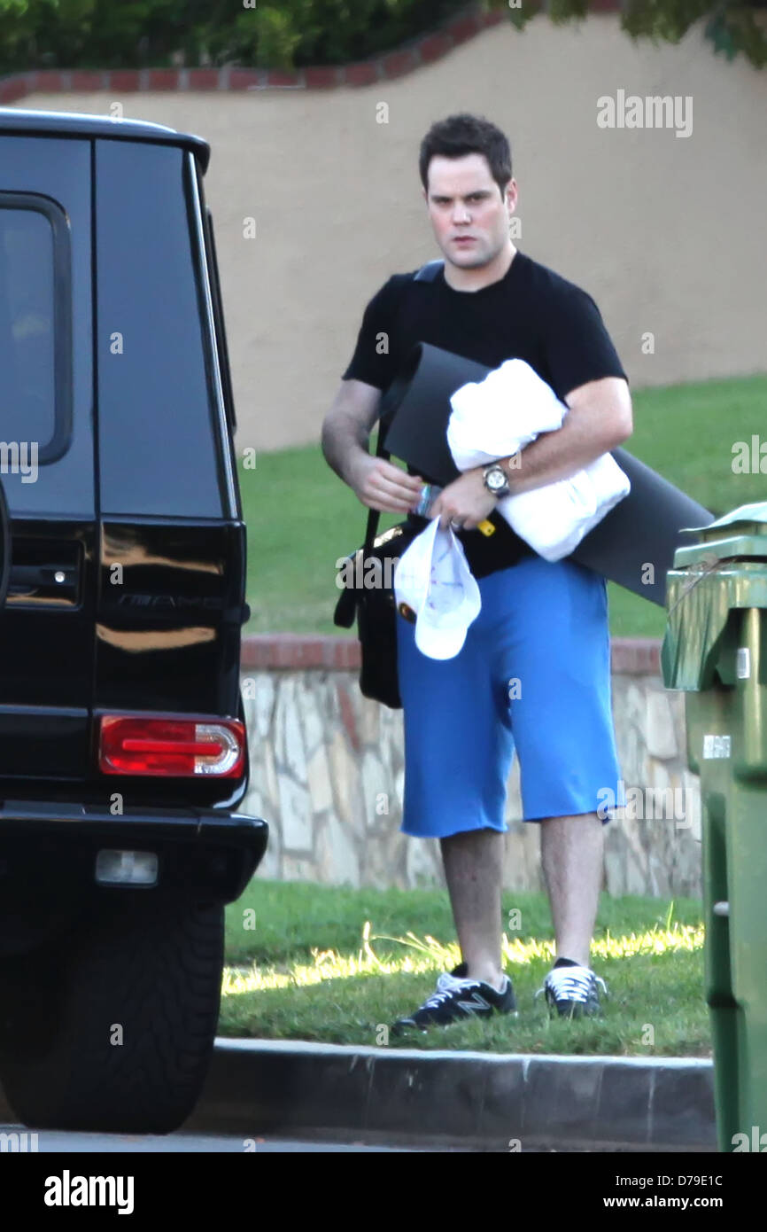 Mike Comrie on his way to a yoga class Los Angeles, California - 27.09. ...