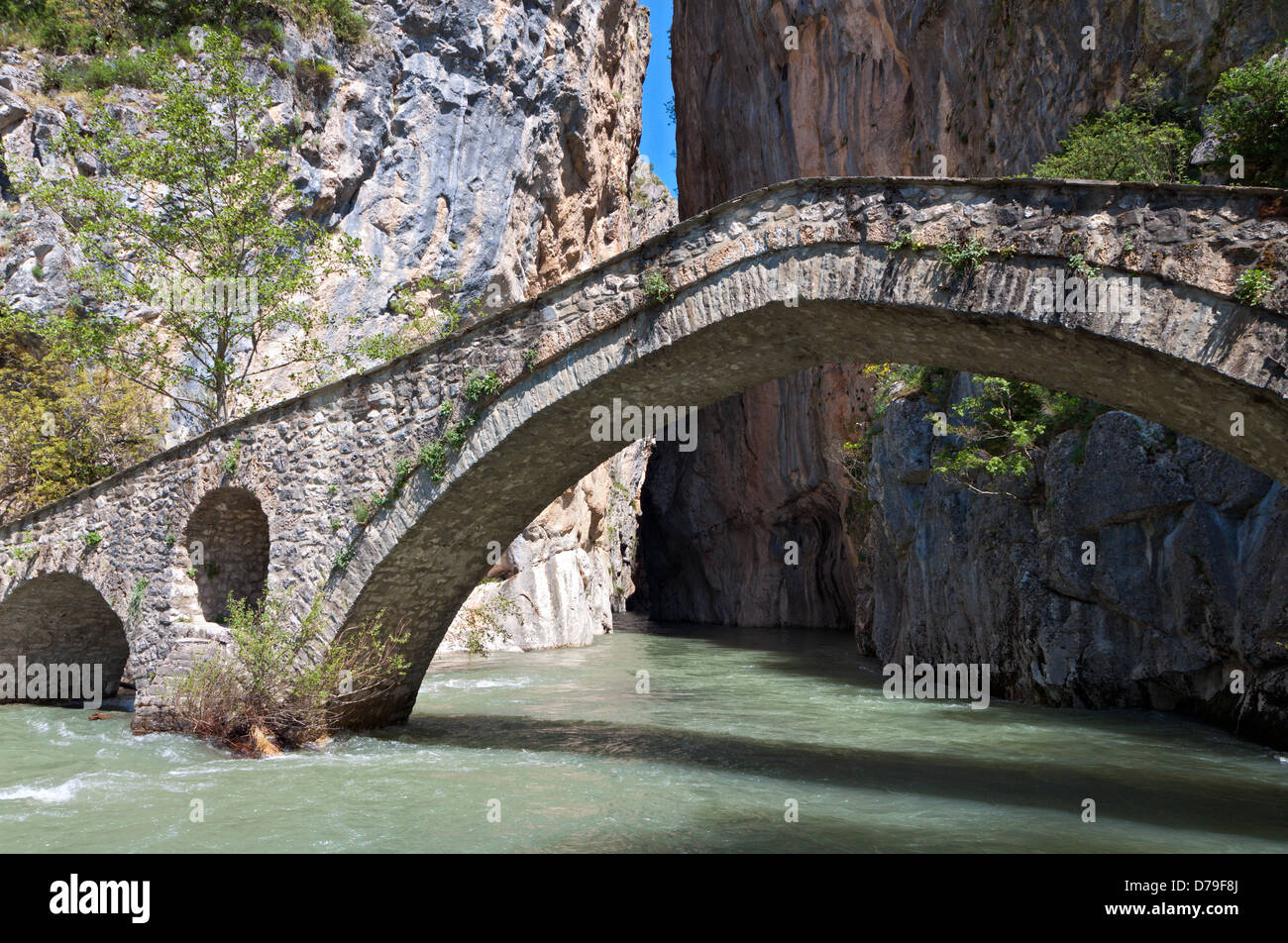 Portitsa gorge and the old stone bridge at Epirus, Greece Stock Photo ...