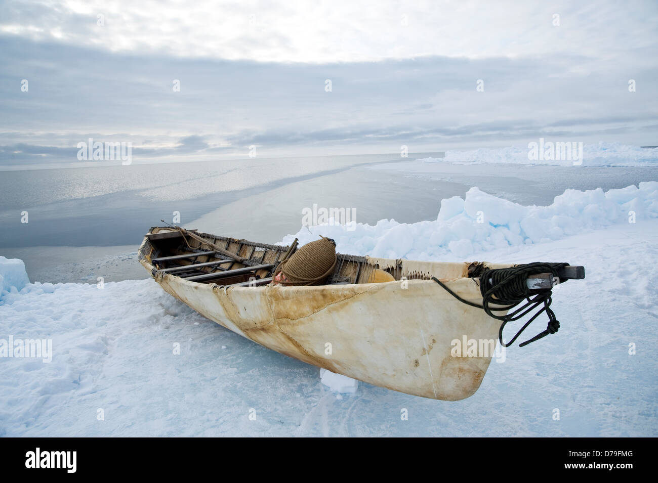 Umiak High Resolution Stock Photography and Images - Alamy