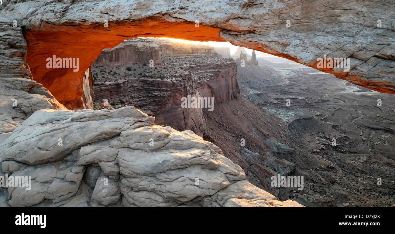 Mesa arch sunrise utah red rock canyonlands national park hi-res stock ...