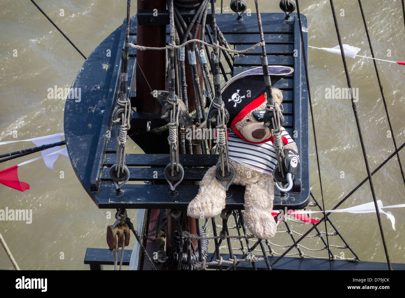 Teddy Bear dressed as pirate on ship Stock Photo - Alamy