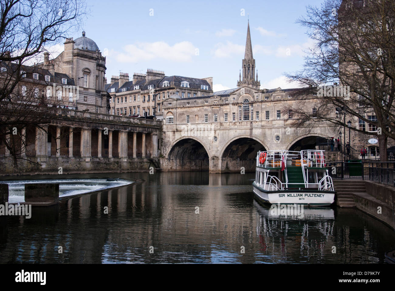 Bath - Pultney Bridge across the River Avon Stock Photo - Alamy