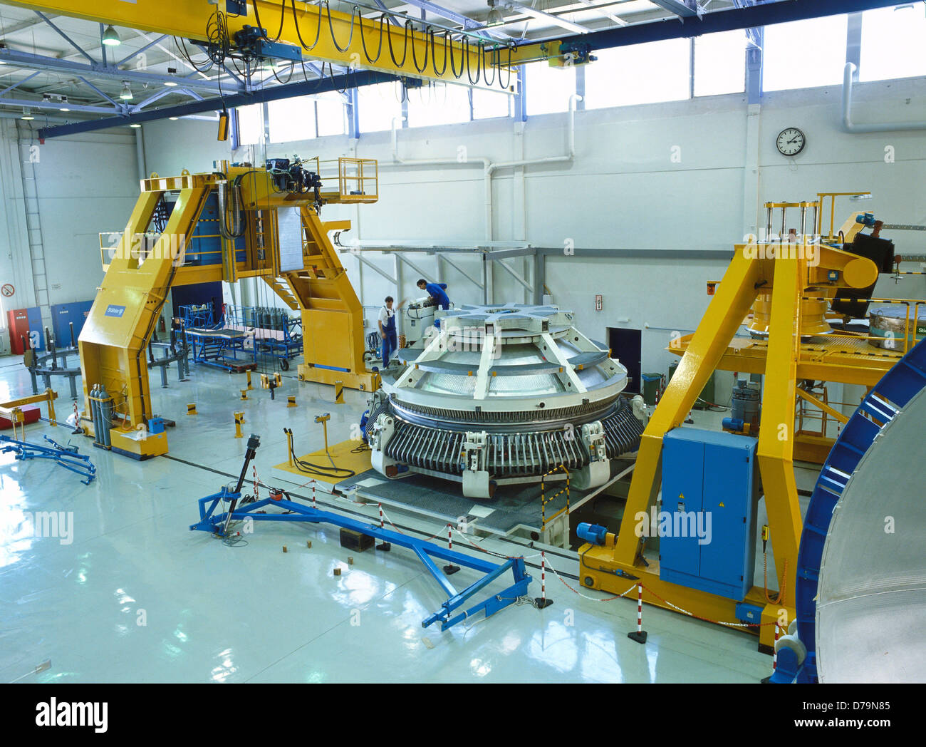 Alloy hi-res stock photography and images - Alamy