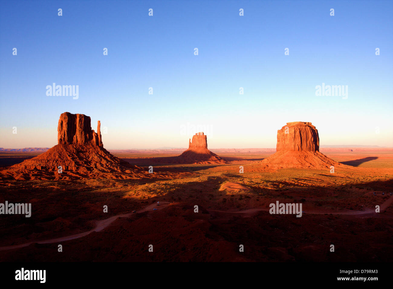 The Classic Western Sunset in Monument Valley,Utah,United States Stock ...