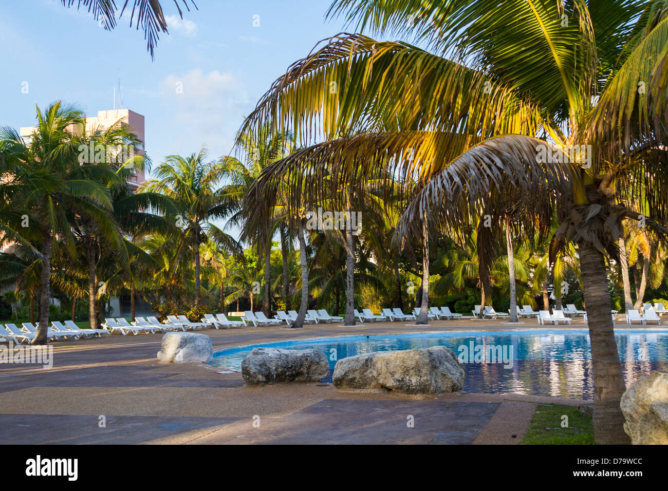 Swimming pool at the vacation resort in Mexico Stock Photo - Alamy
