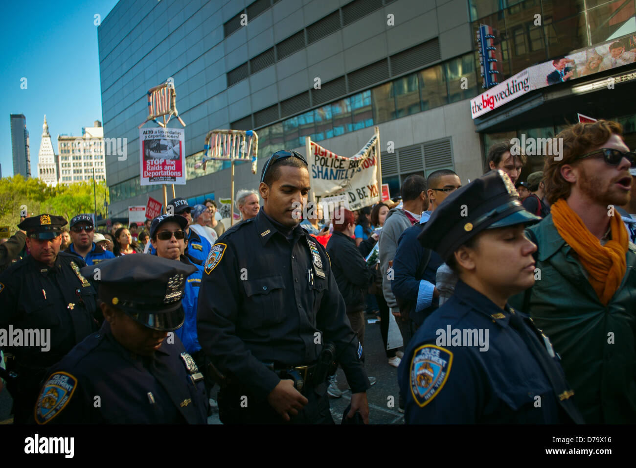 Police watching protest us hi-res stock photography and images - Alamy