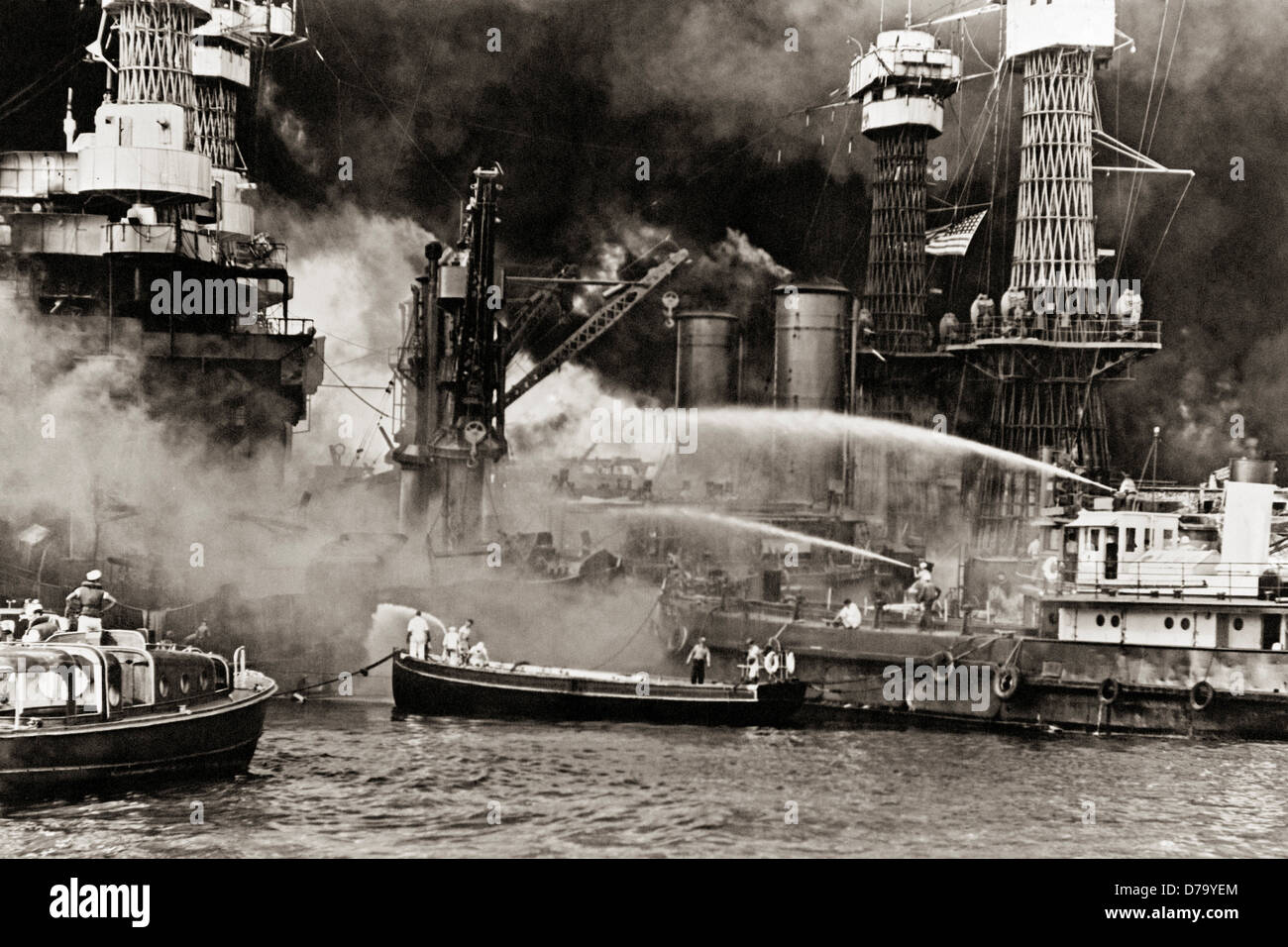 Damaged battleship hi-res stock photography and images - Alamy