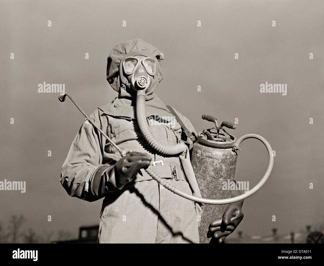 Military outfit with gas mask hi-res stock photography and images - Alamy