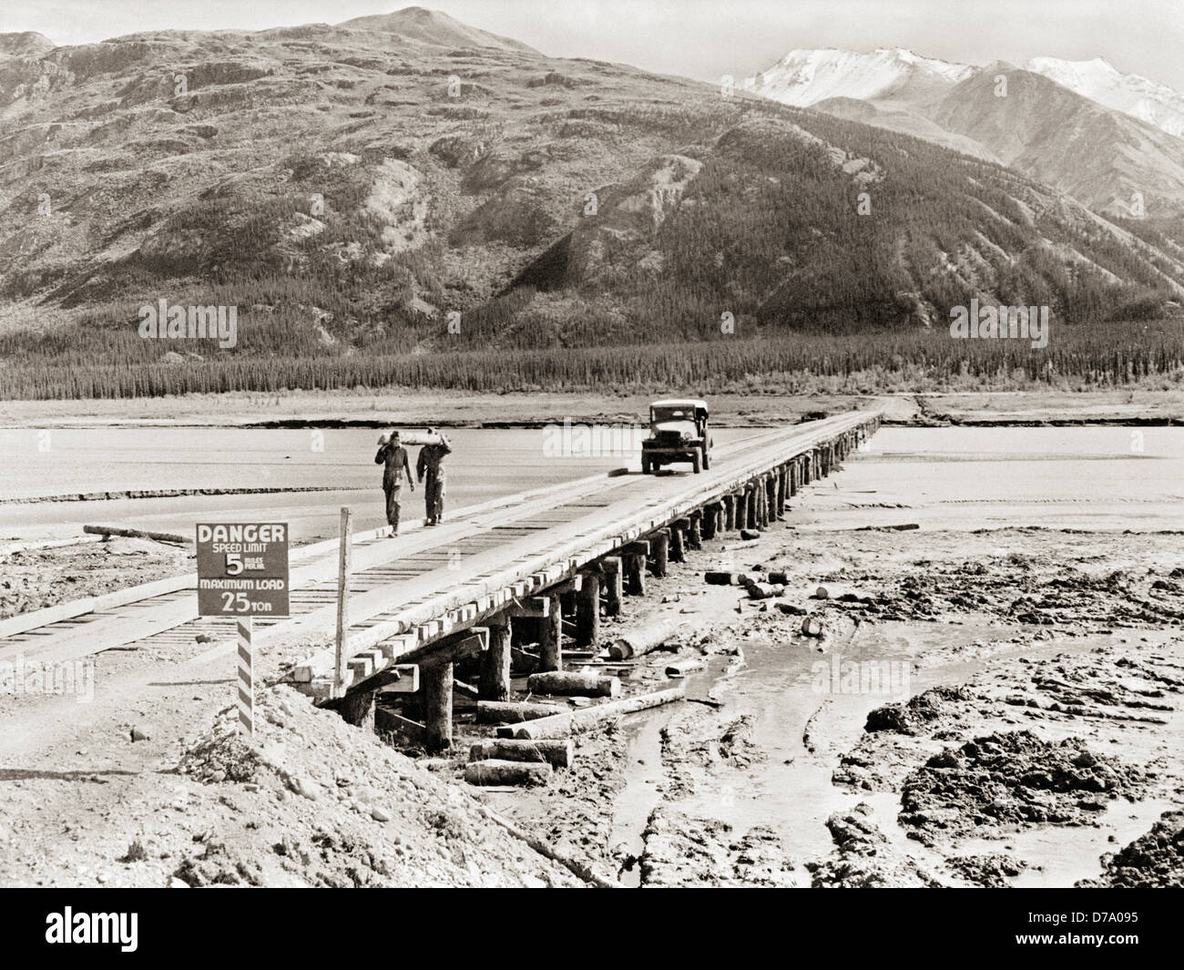 Alcan highway 1942 hi-res stock photography and images - Alamy