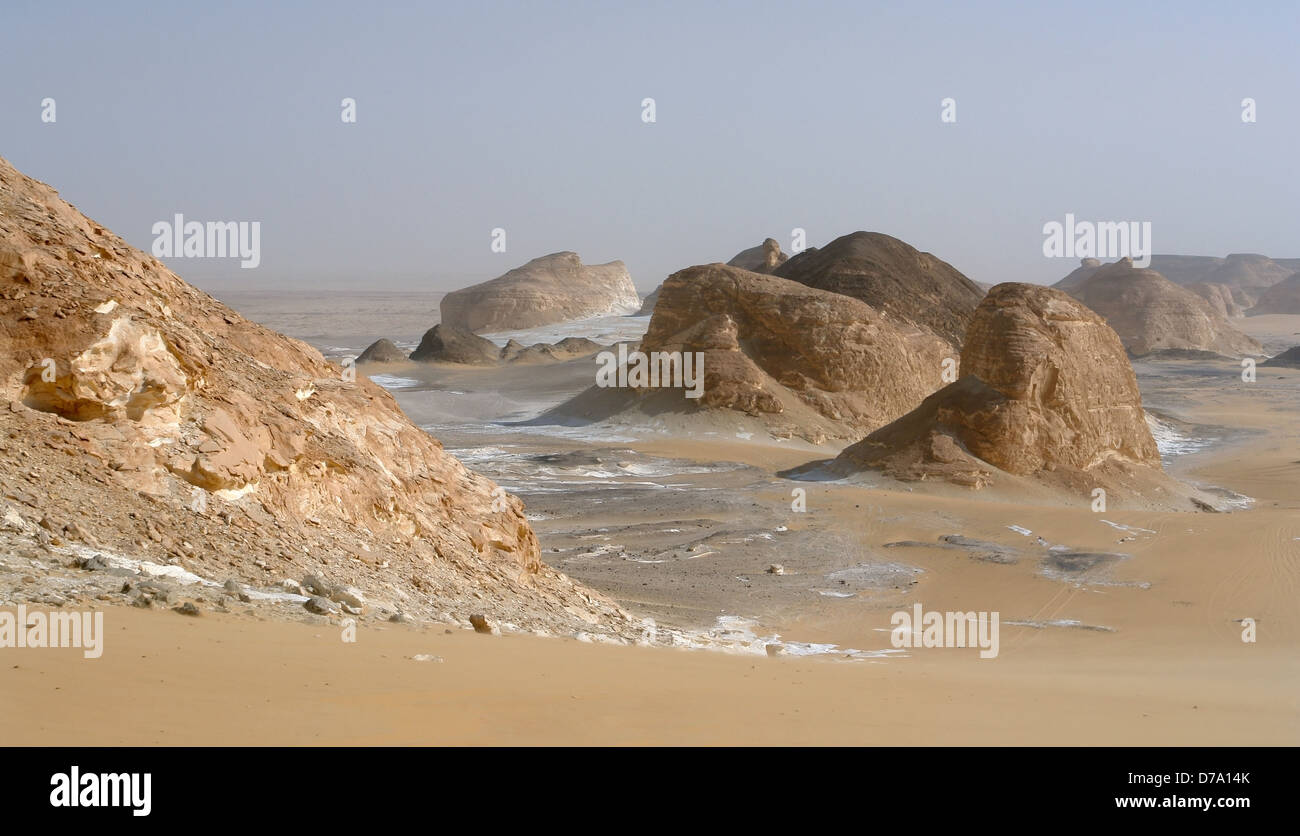 the white desert with rock formation in Egypt Stock Photo - Alamy