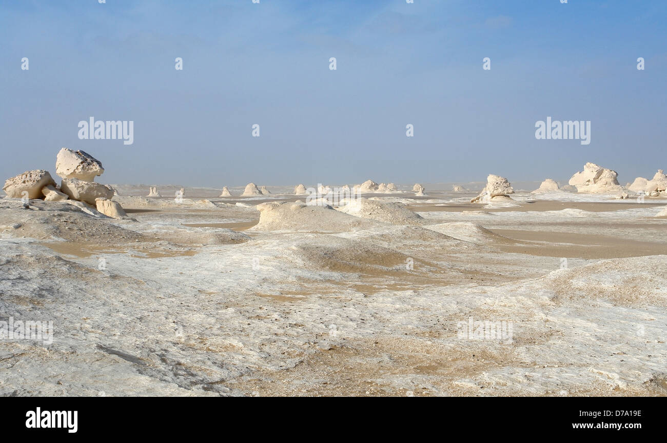 the white desert with rock formation in Egypt Stock Photo - Alamy