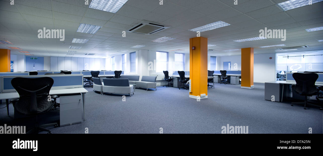 Commercial office interiors hi-res stock photography and images - Alamy