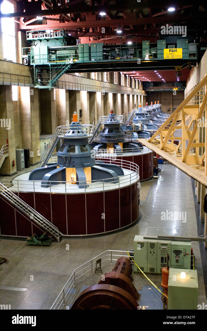 Hydroelectric power turbine hall energy hi-res stock photography and ...