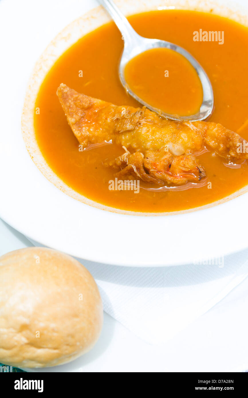Crab soup with mango ravioli Stock Photo - Alamy