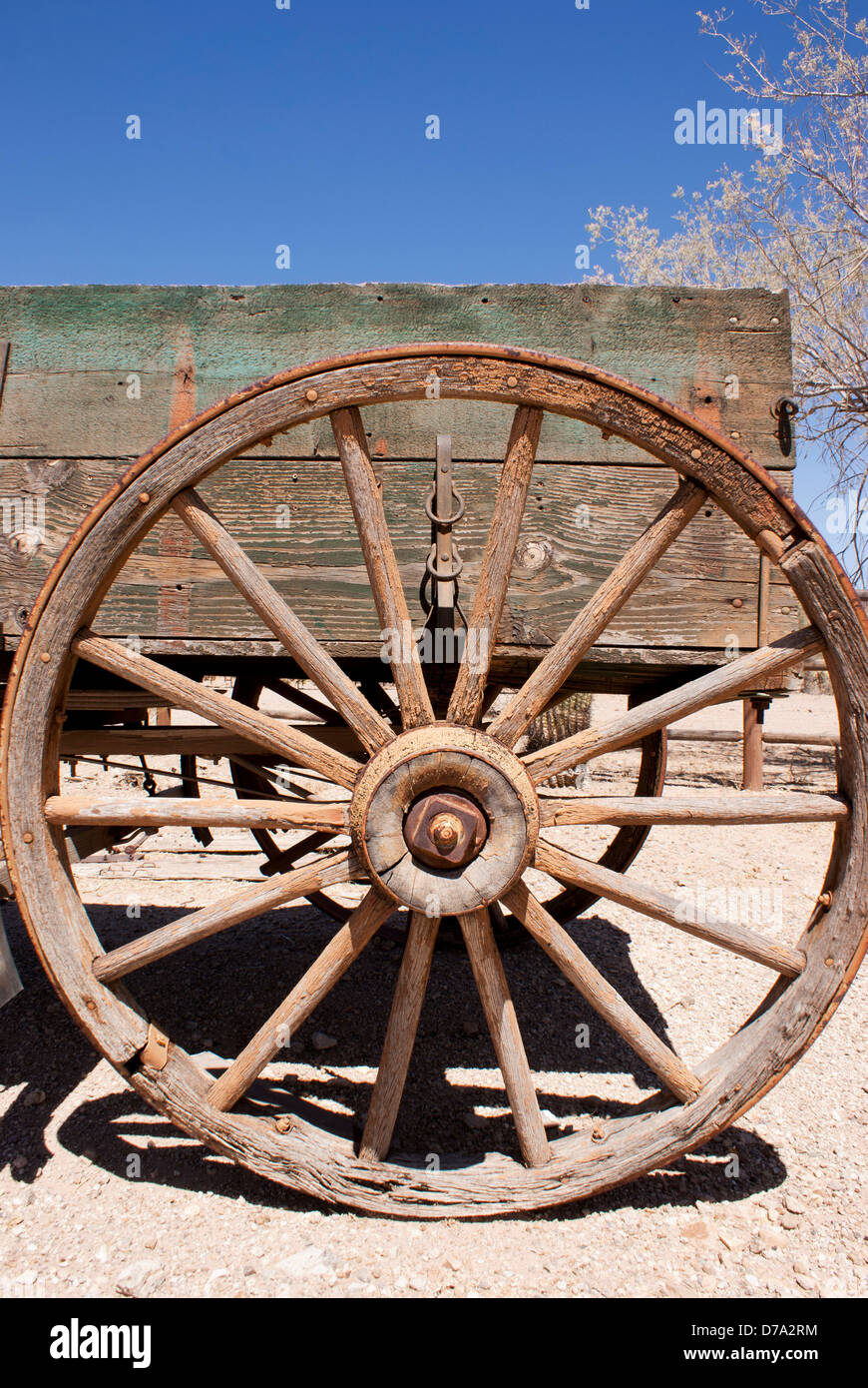 USA Arizona Tucson Rusty wagon wheel Stock Photo - Alamy