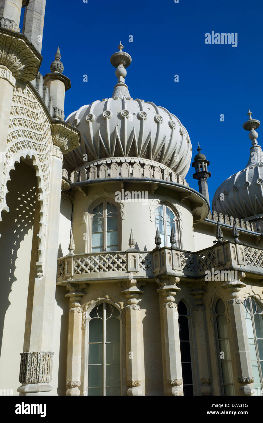 Pillars and domes hi-res stock photography and images - Alamy