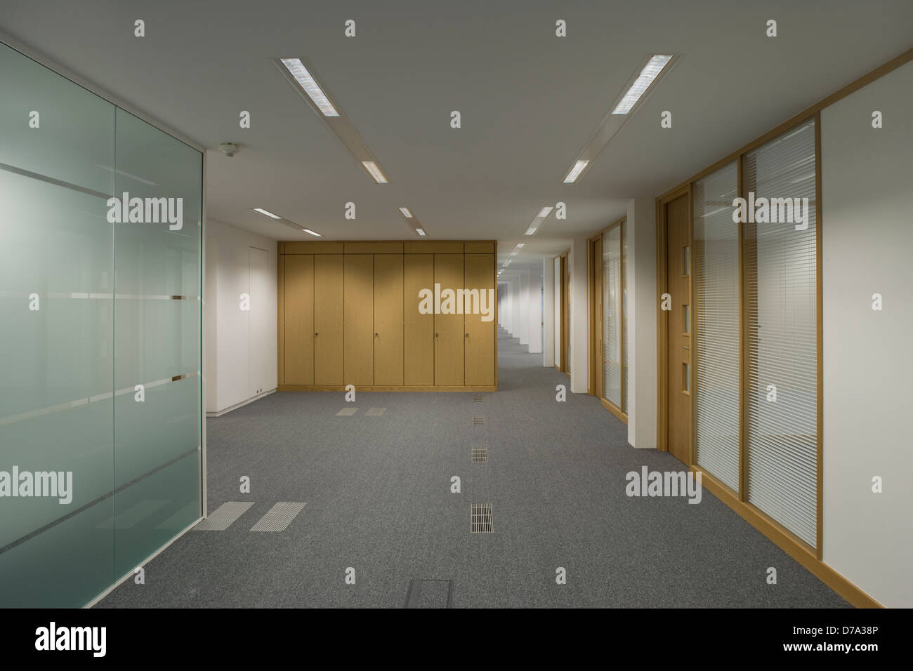 empty office space interior Stock Photo - Alamy