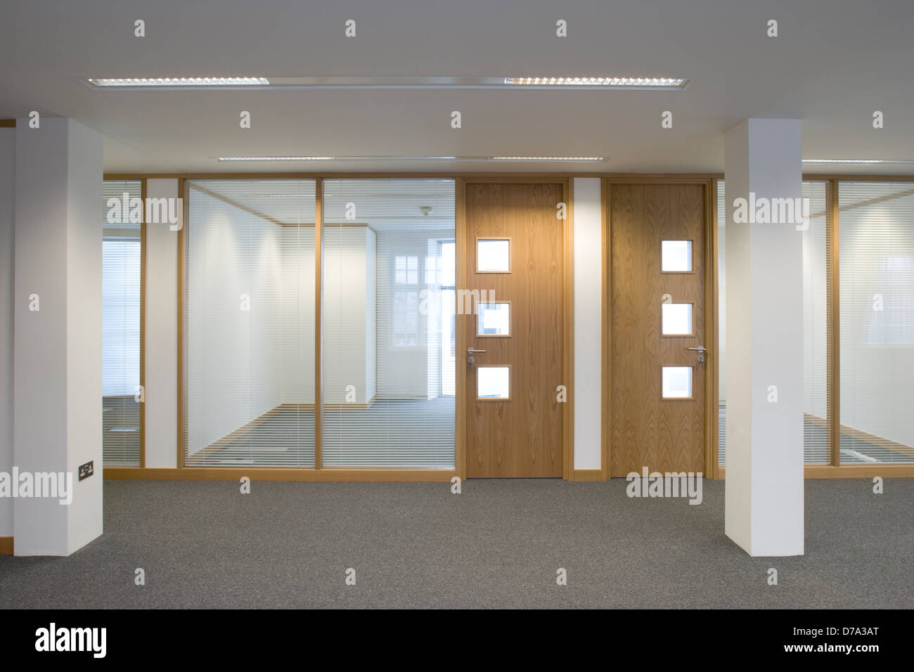 empty office space interior Stock Photo - Alamy