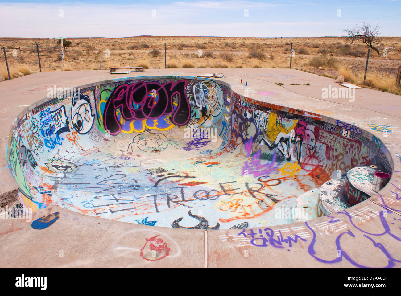 USA Arizona Graffiti in abandoned swimming pool at Two Guns ghost town ...