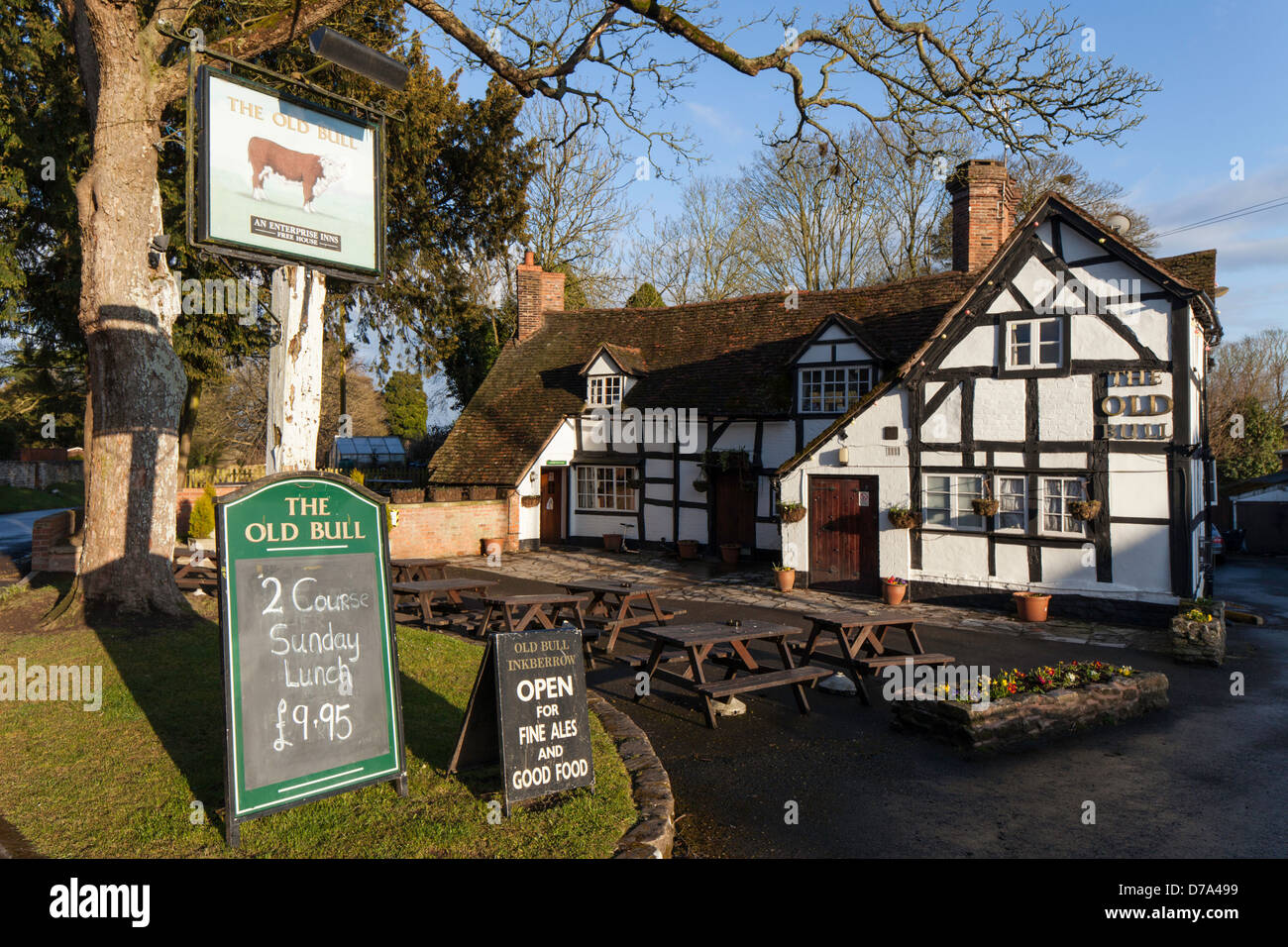 Inkberrow hi-res stock photography and images - Alamy