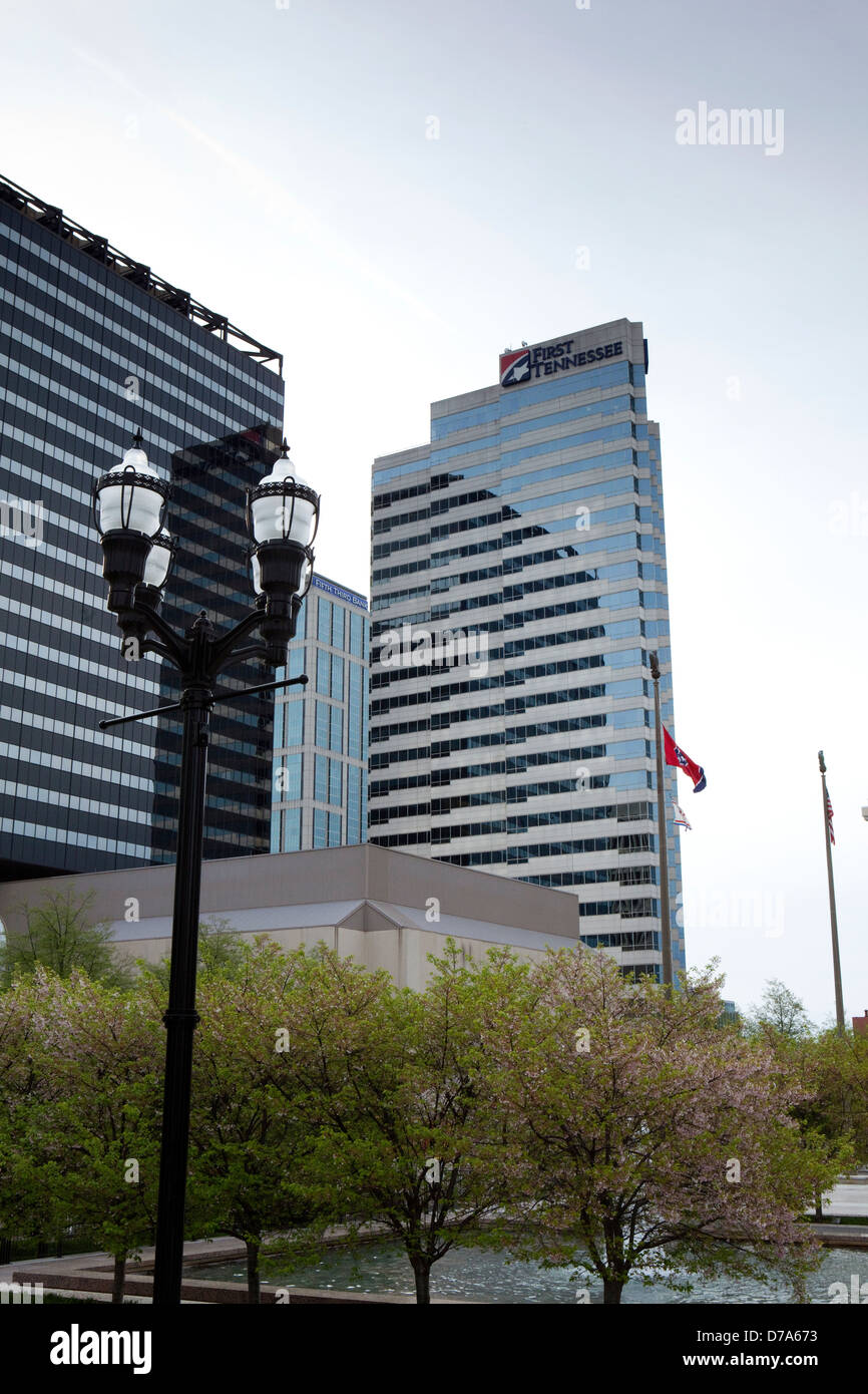 First tennessee bank building hi-res stock photography and images - Alamy