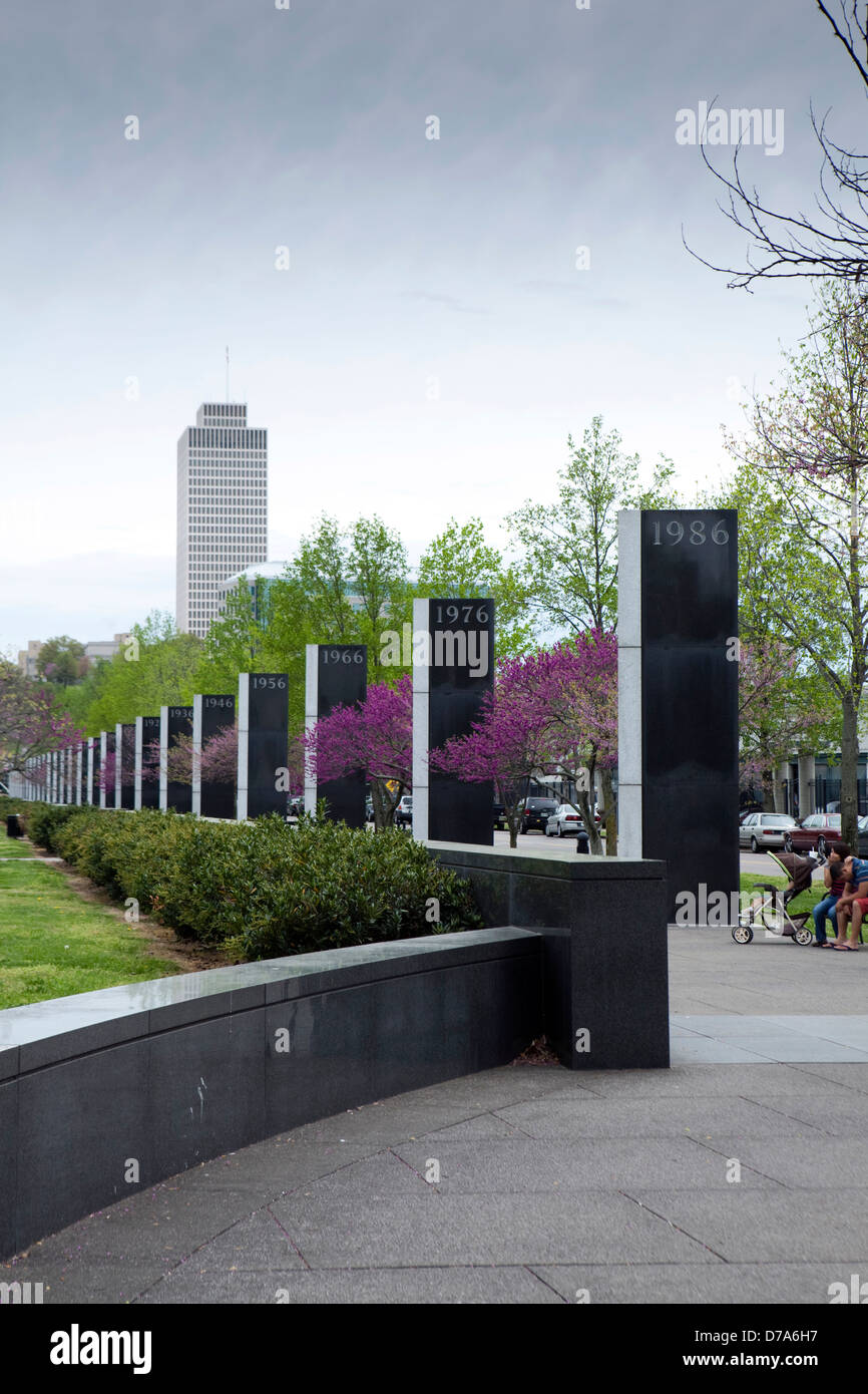 A view of the Pathway of History at the Bicentennial Capitol Mall State ...