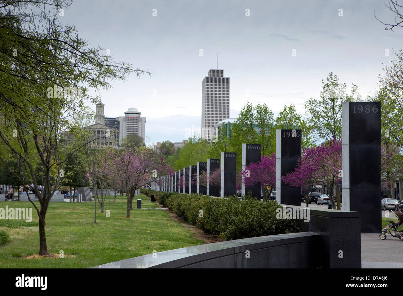 A view of the Pathway of History at the Bicentennial Capitol Mall State ...