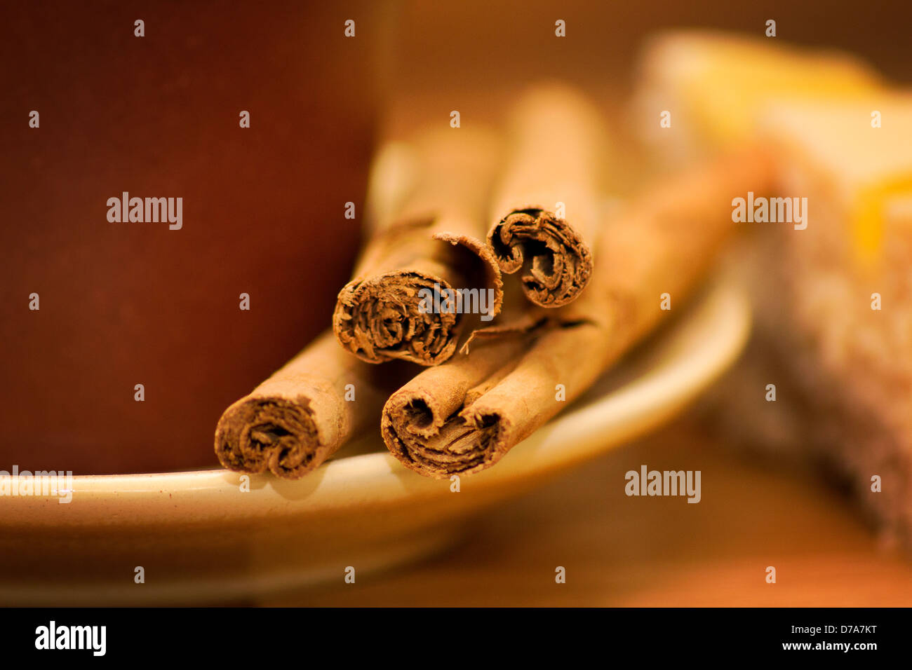 Cinnamon texture hi-res stock photography and images - Alamy