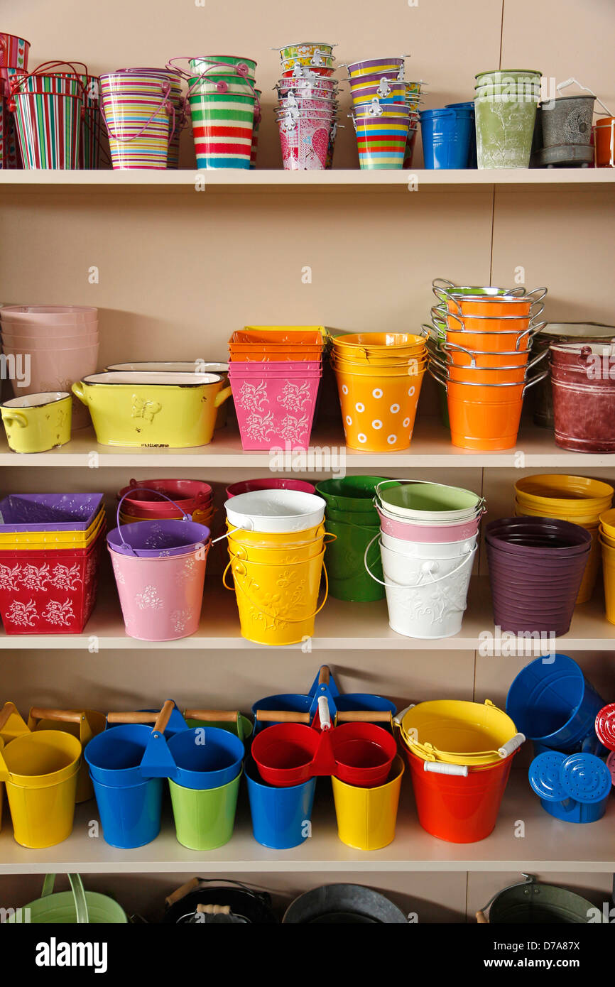 Purple buckets hi-res stock photography and images - Alamy