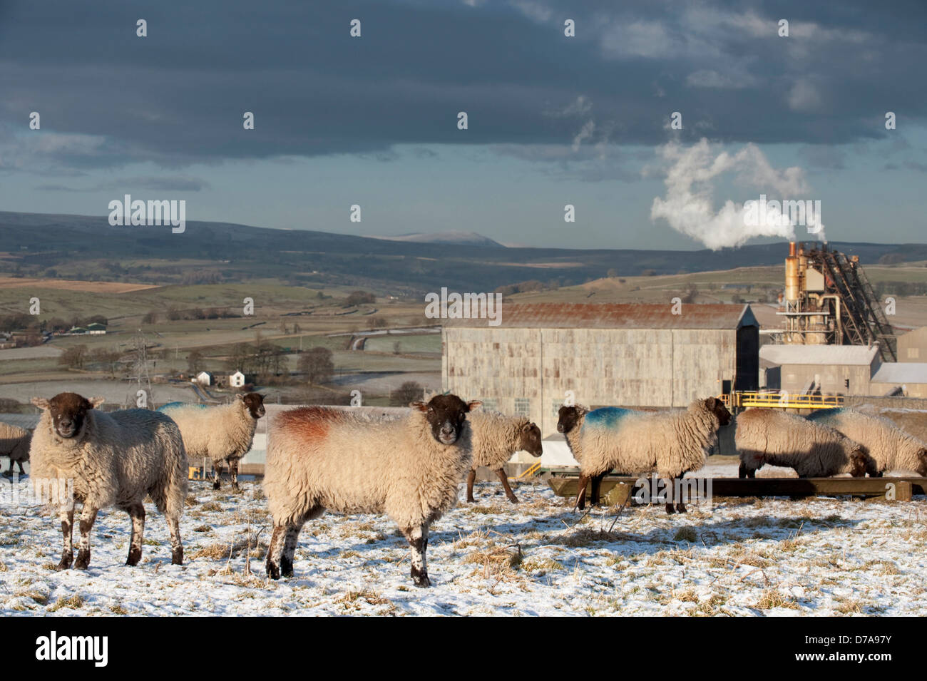 Cemex uk cement works hi-res stock photography and images - Alamy