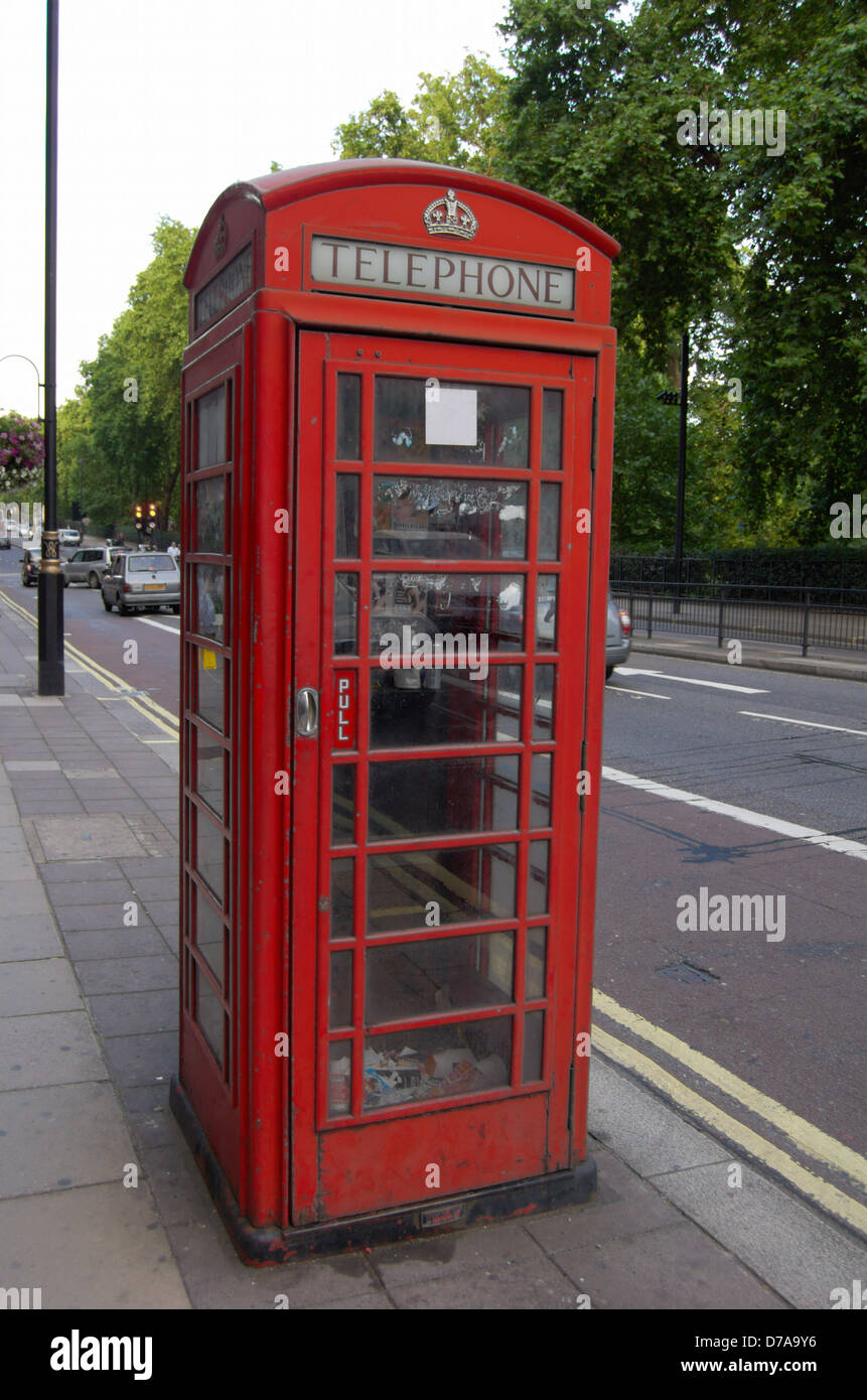 Red telephone box in London, England Stock Photo - Alamy