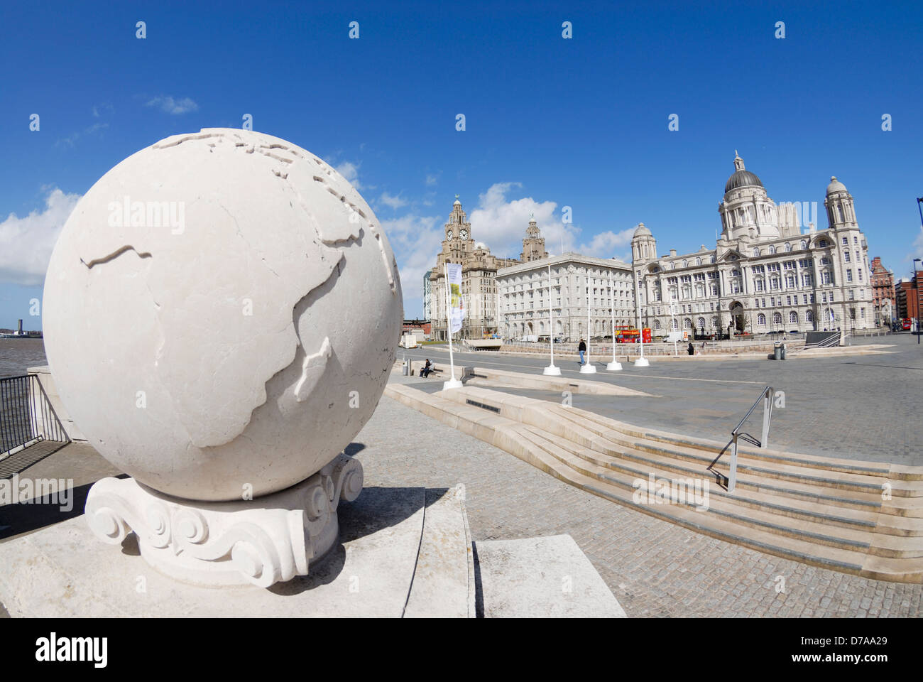 Port of liverpool building iconic liverpool structure hi-res stock ...