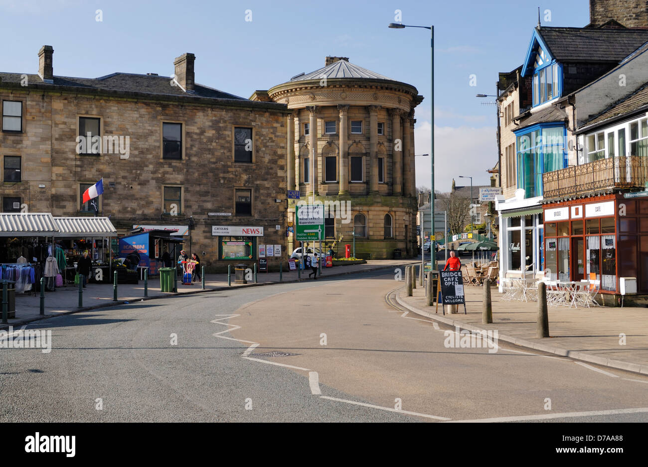 Todmorden hi-res stock photography and images - Alamy