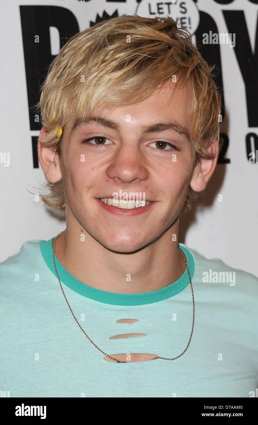 Ross Lynch Body