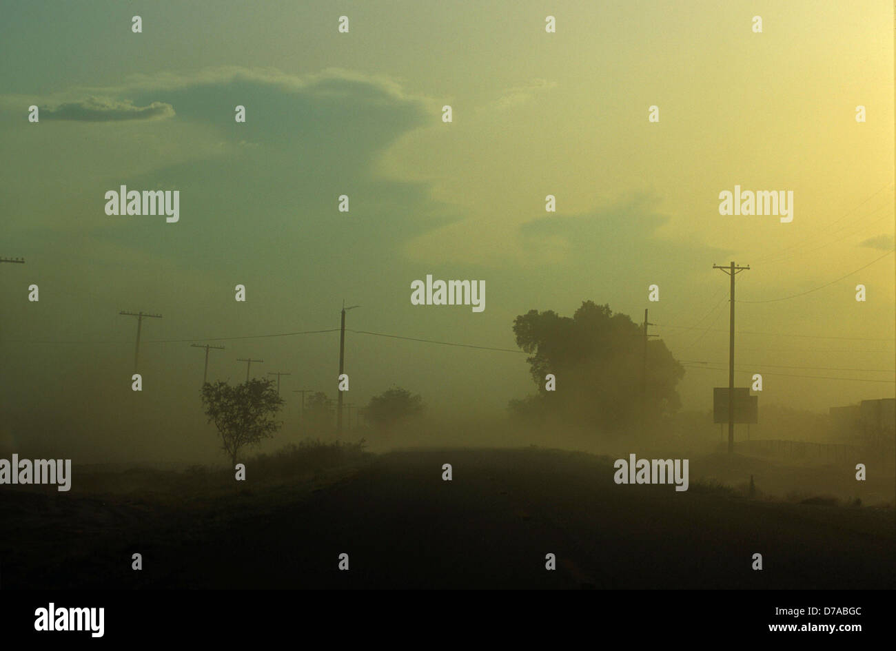 USA Kansas Dust storm sweeping during severe storm Stock Photo - Alamy
