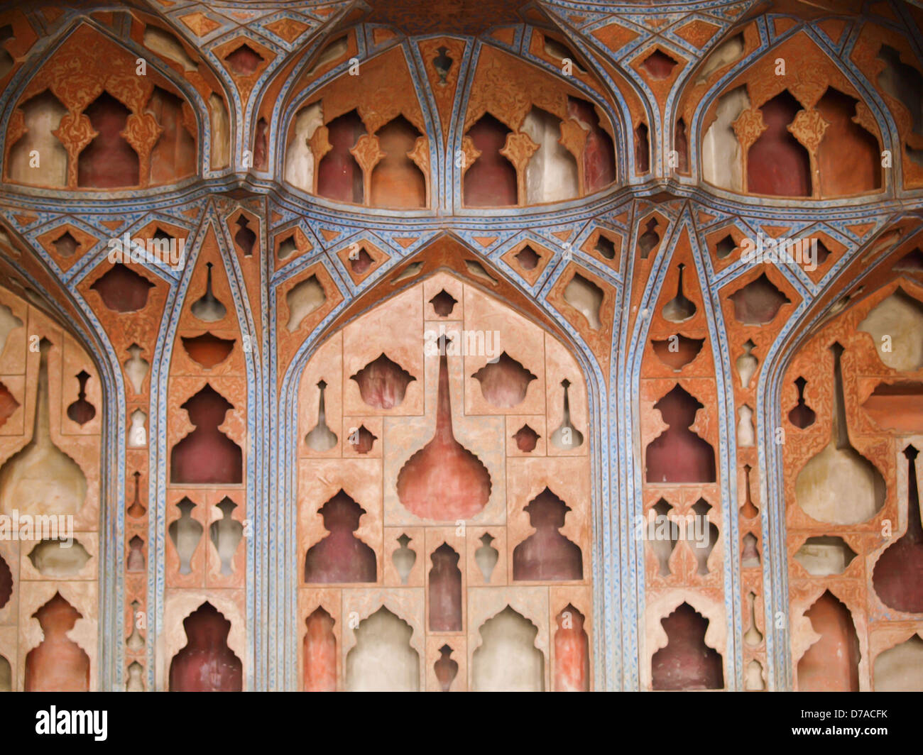 Iran isfahan maidan square hi-res stock photography and images - Alamy