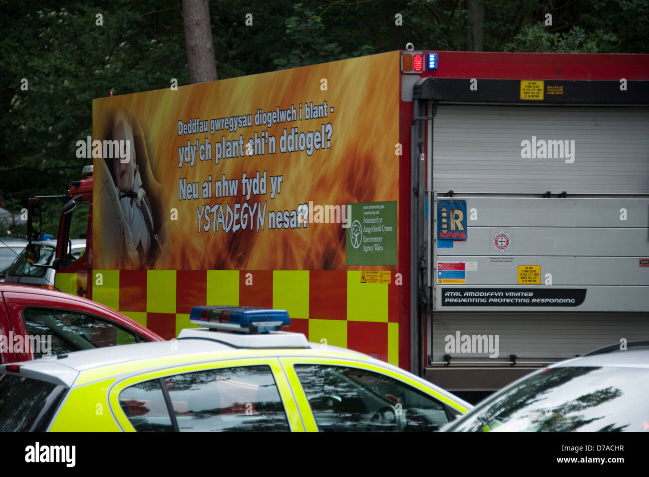 Welsh Wales Fire & Rescue Service Command Vehicle Stock Photo - Alamy