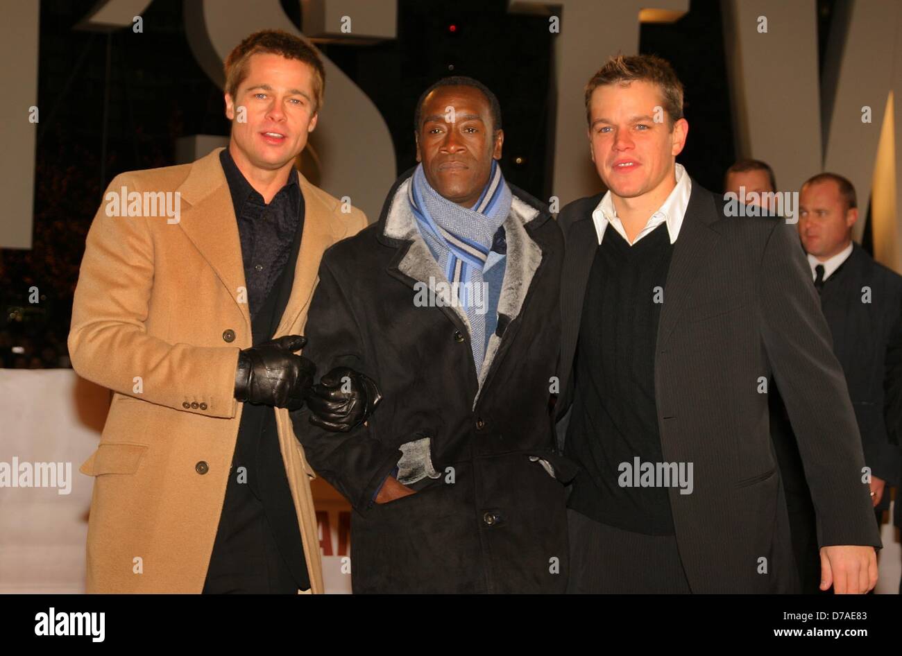 Brad pitt premiere oceans twelve hi-res stock photography and images ...