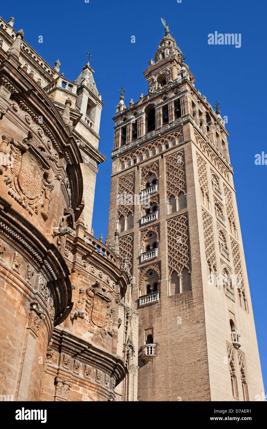 Sevilla mosque hi-res stock photography and images - Alamy