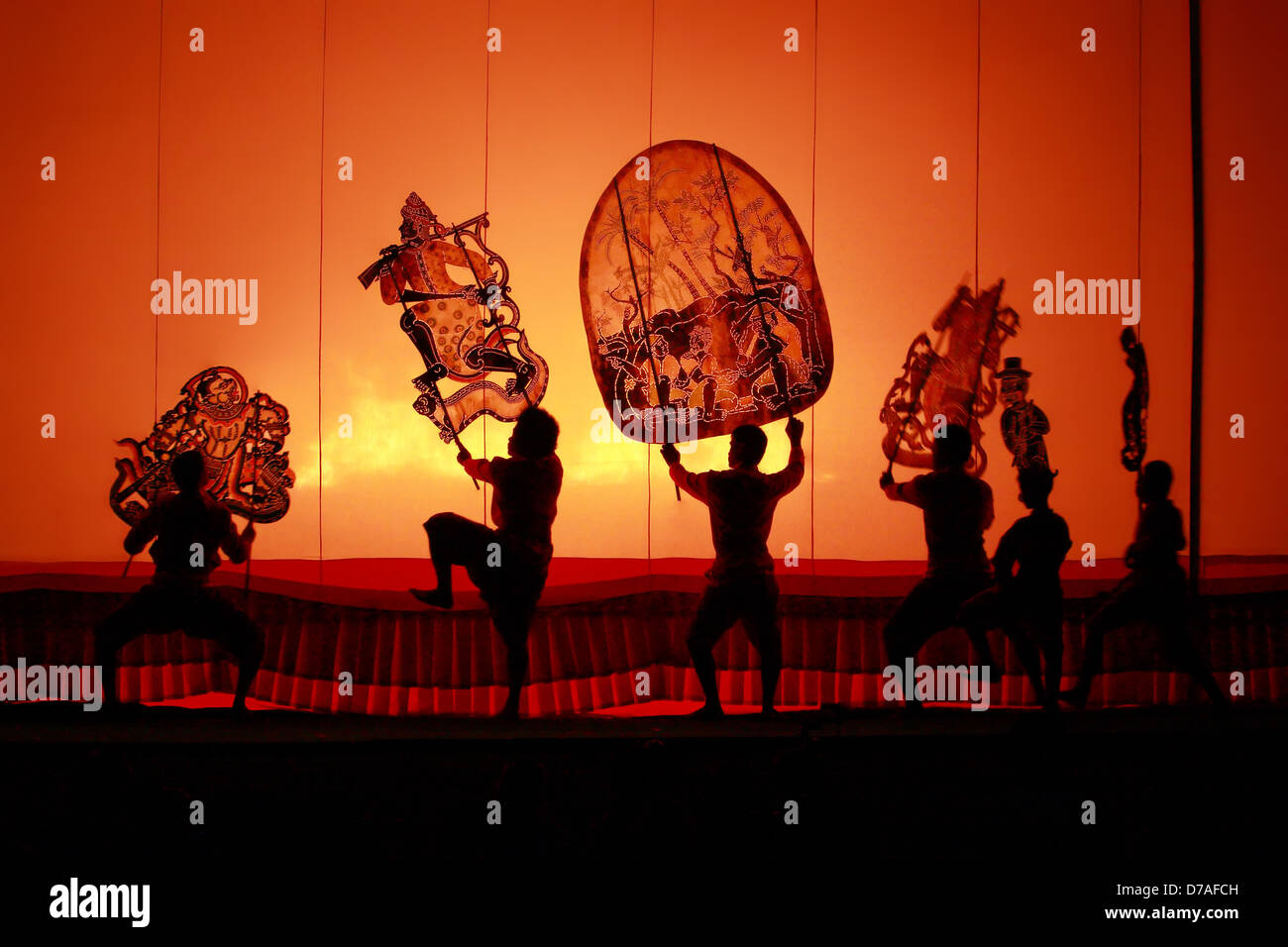 Shadow puppets hi-res stock photography and images - Alamy