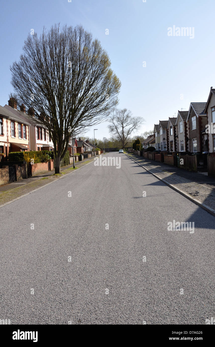Empty downing street hi-res stock photography and images - Alamy
