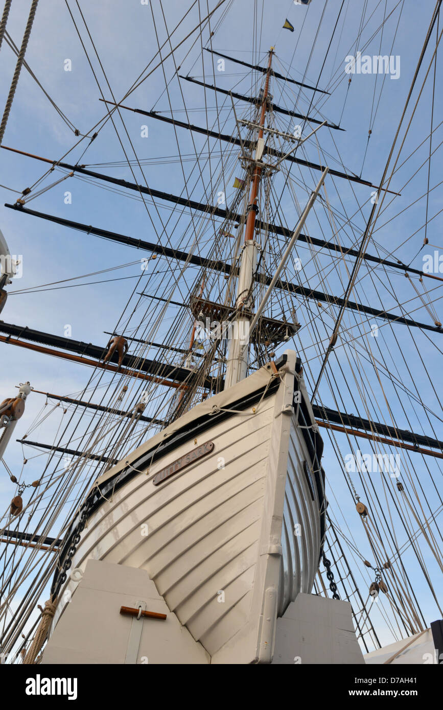 Cutty Sark, the last tea clipper ship suspended in dry dock in ...