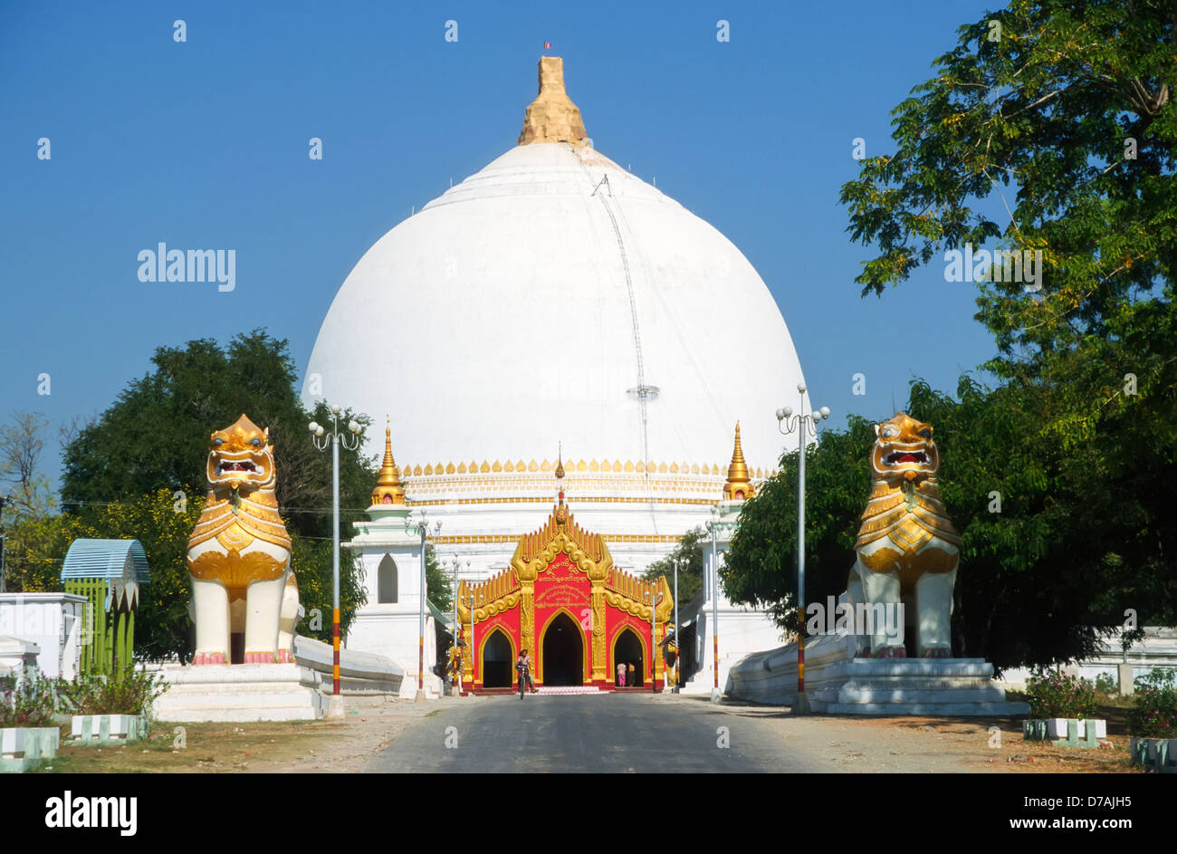 Temple at Sagaing, Burma (Myanmar Stock Photo - Alamy
