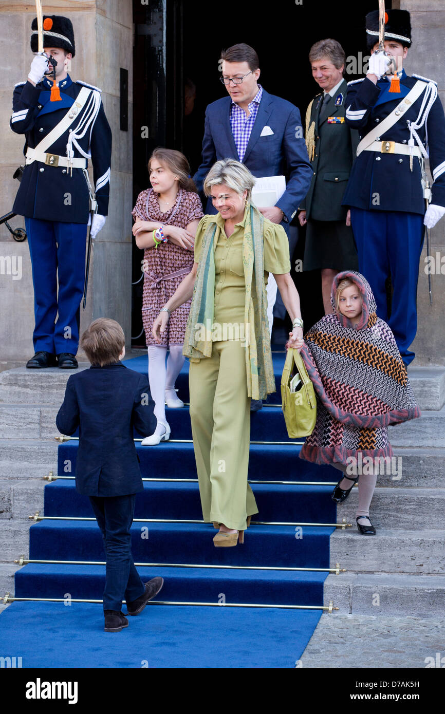 Prince Constantijn, Princess Laurentien, Countess Eloise, Count Claus ...