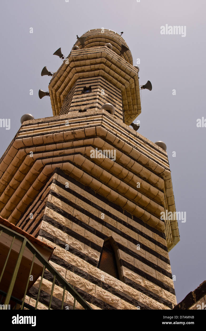 Rechaniya, Israel. 2nd May 2013. The Kfar-Kama mosque serves the Sunni ...