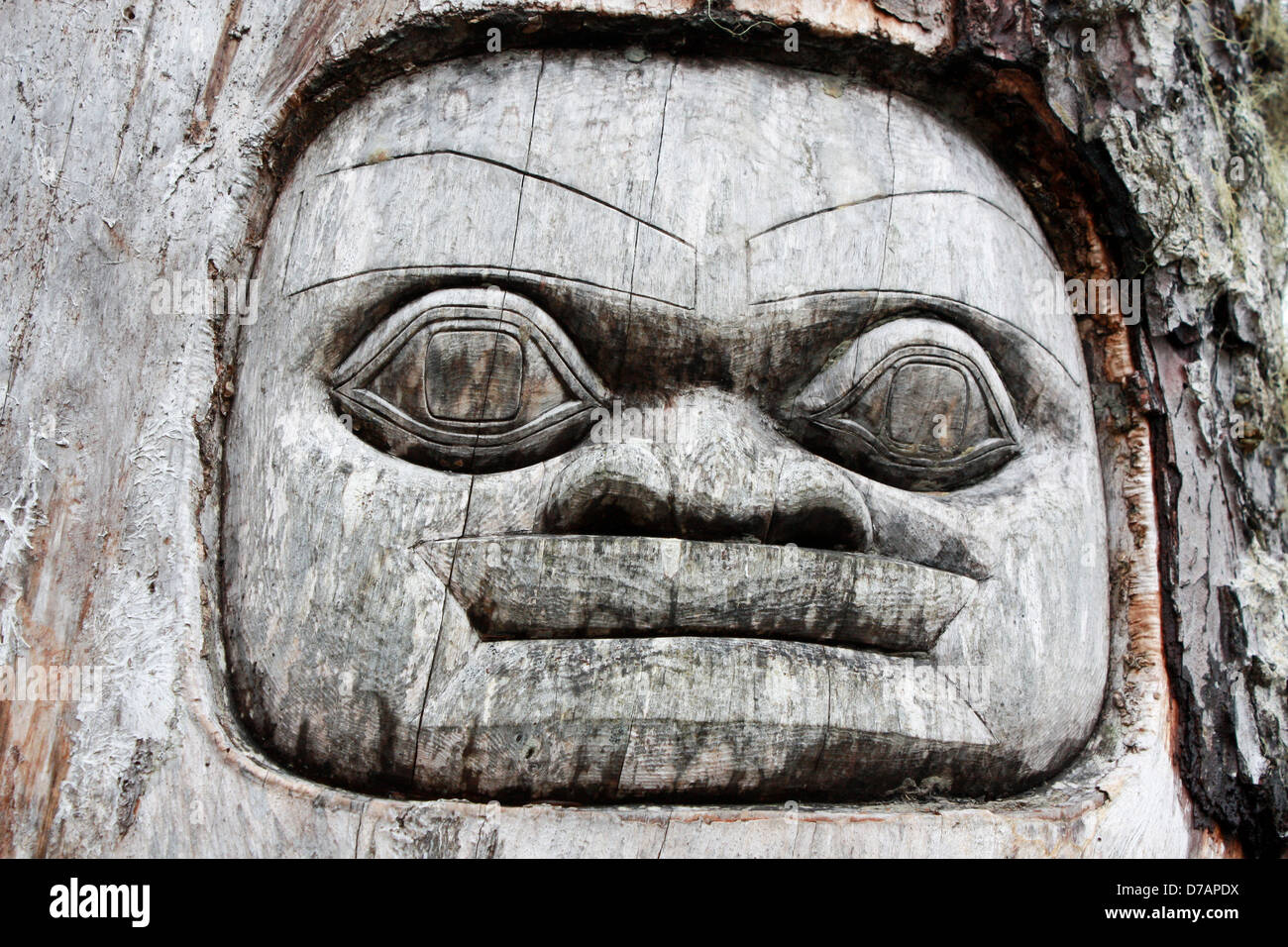 Wood carved tree human face hi-res stock photography and images - Alamy