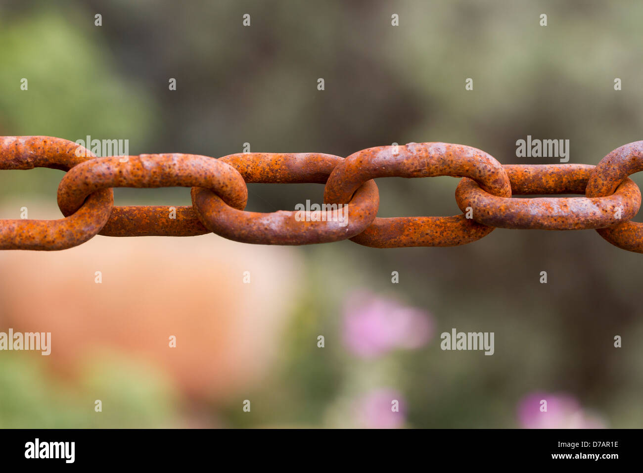 Chain link fence desert hi-res stock photography and images - Alamy