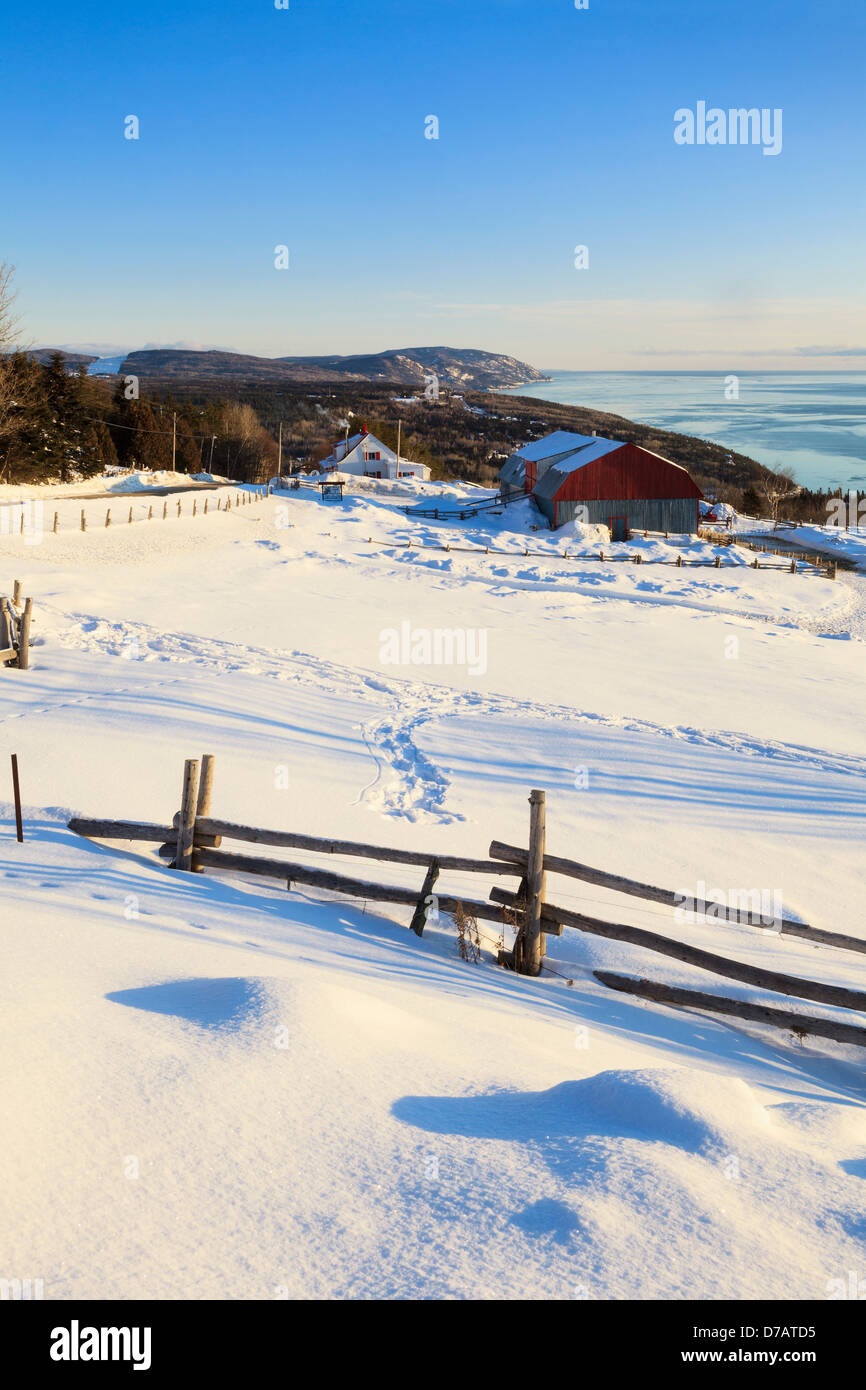 Barns quebec farms agriculture hi-res stock photography and images - Alamy